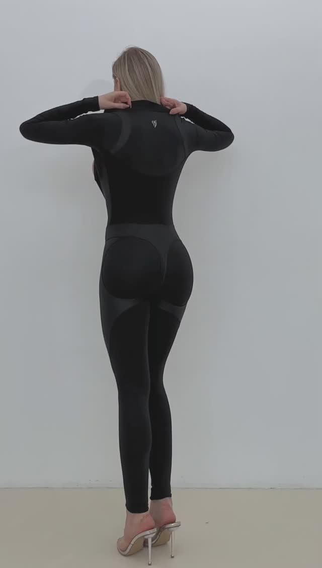 КАЙФ! На этот комбинезон можно смотреть вечно