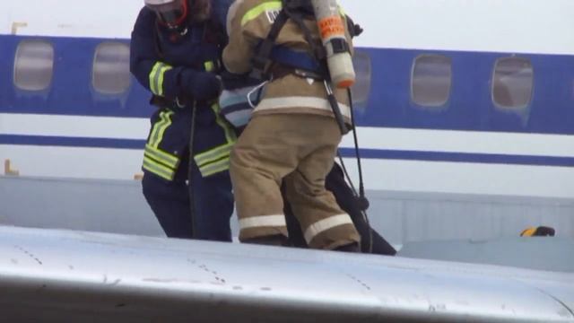 Аэропорт Сокол совместные учения Магаданской РПСБ и СПАСОП  ТУ 154