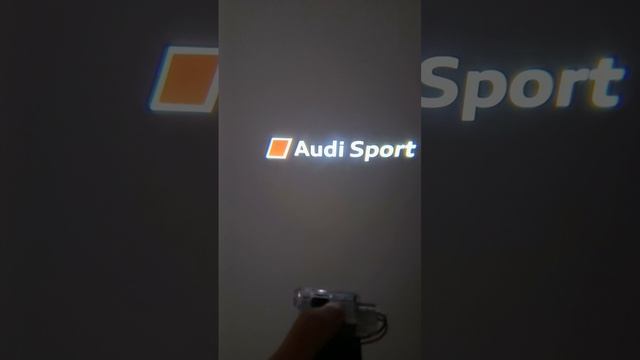 проекция ауди спорт стекло