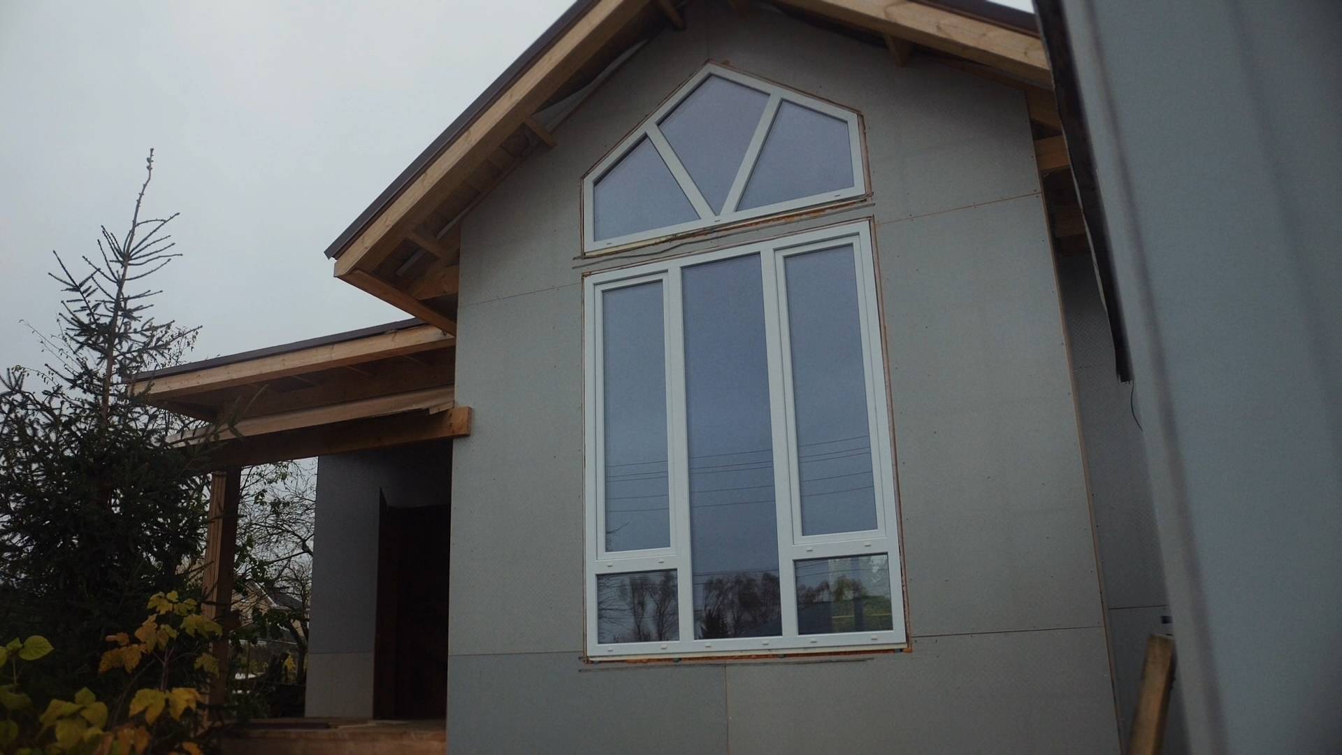 Остекление дома с высокими потолками (второй свет) | Окна Компас