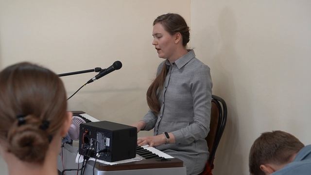 Лишь подними глаза
