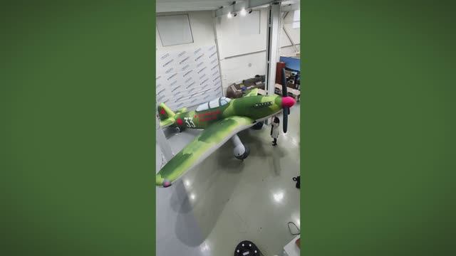 Надувной Самолет Як9 ✈️ Надувные макеты военной техники на 9 мая 🎇