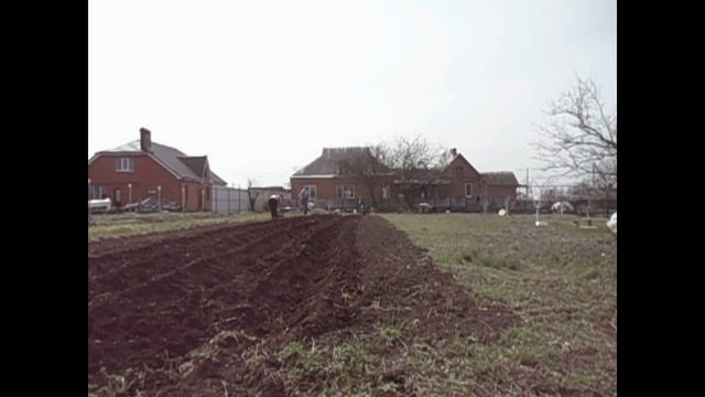 Мотоблок Ока часть 6 Посадка картошки под окучник