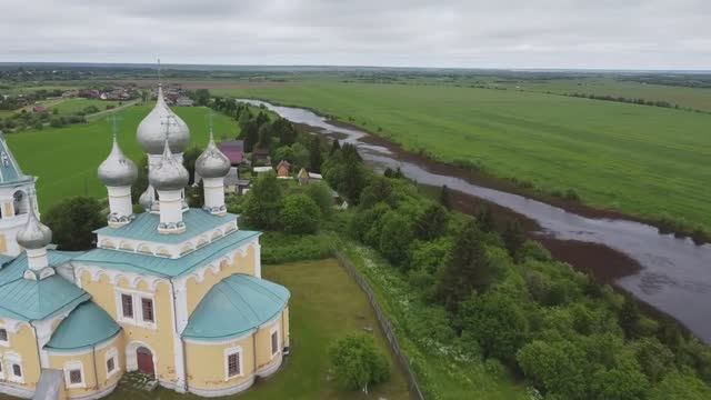 А река течёт. исполняют Туков Виталий, Тукова Ксения