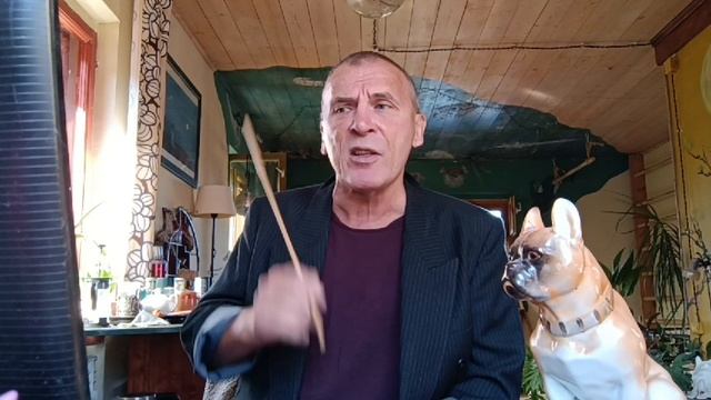 сдается мне, что никакой он не автор, а низкосортный инопланетянин,... Дух17