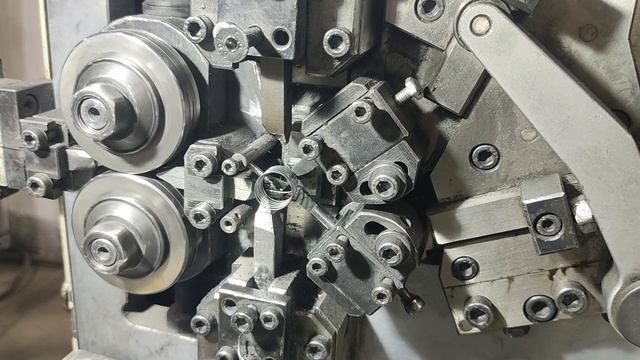 Навивка пружин сжатия