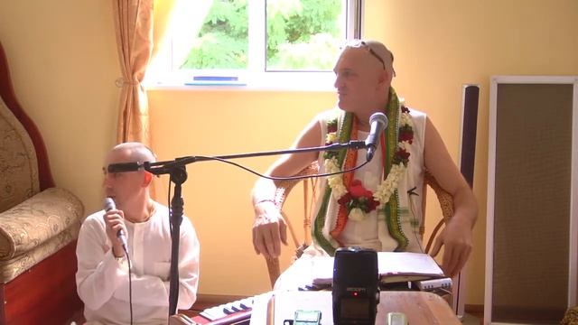 [2] Шанкхачуда-вадха-лила. Мадхавананда прабху.