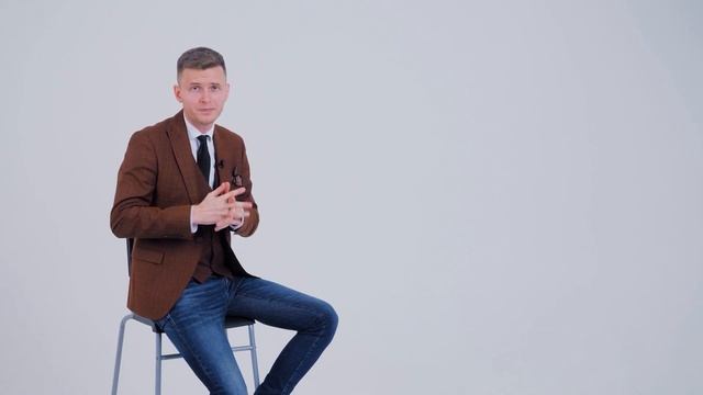 Как вас забронировать? Ведущий Владимир Федоров