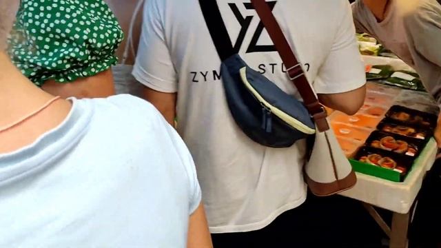 Рыбный рынок в районе Накла в Паттайе. Отмечаем Пасху.