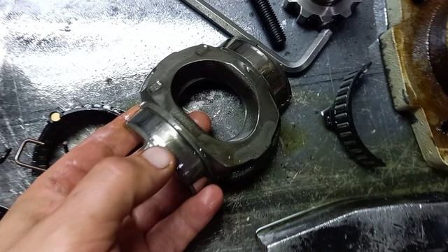 Ремонт гидронасоса минипогрузчика Locust