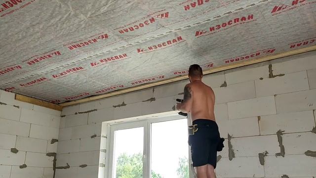 Монтаж черного потолка. Подшивка обрешётки