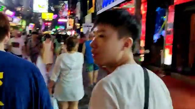 Новый Год Songkran на Walking street в Паттайе