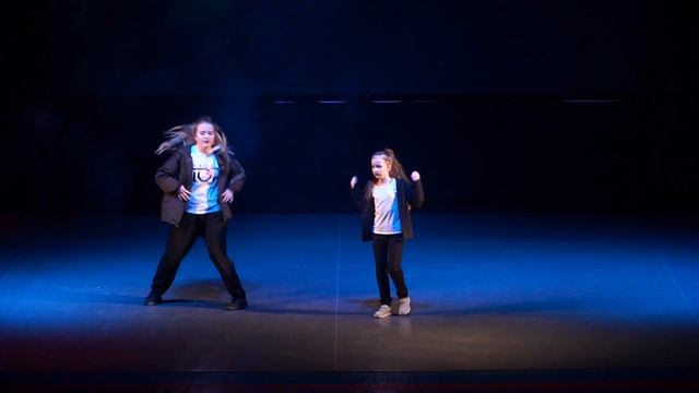 Современные танцы дети • Школа танцев Metro Dance в Смоленске