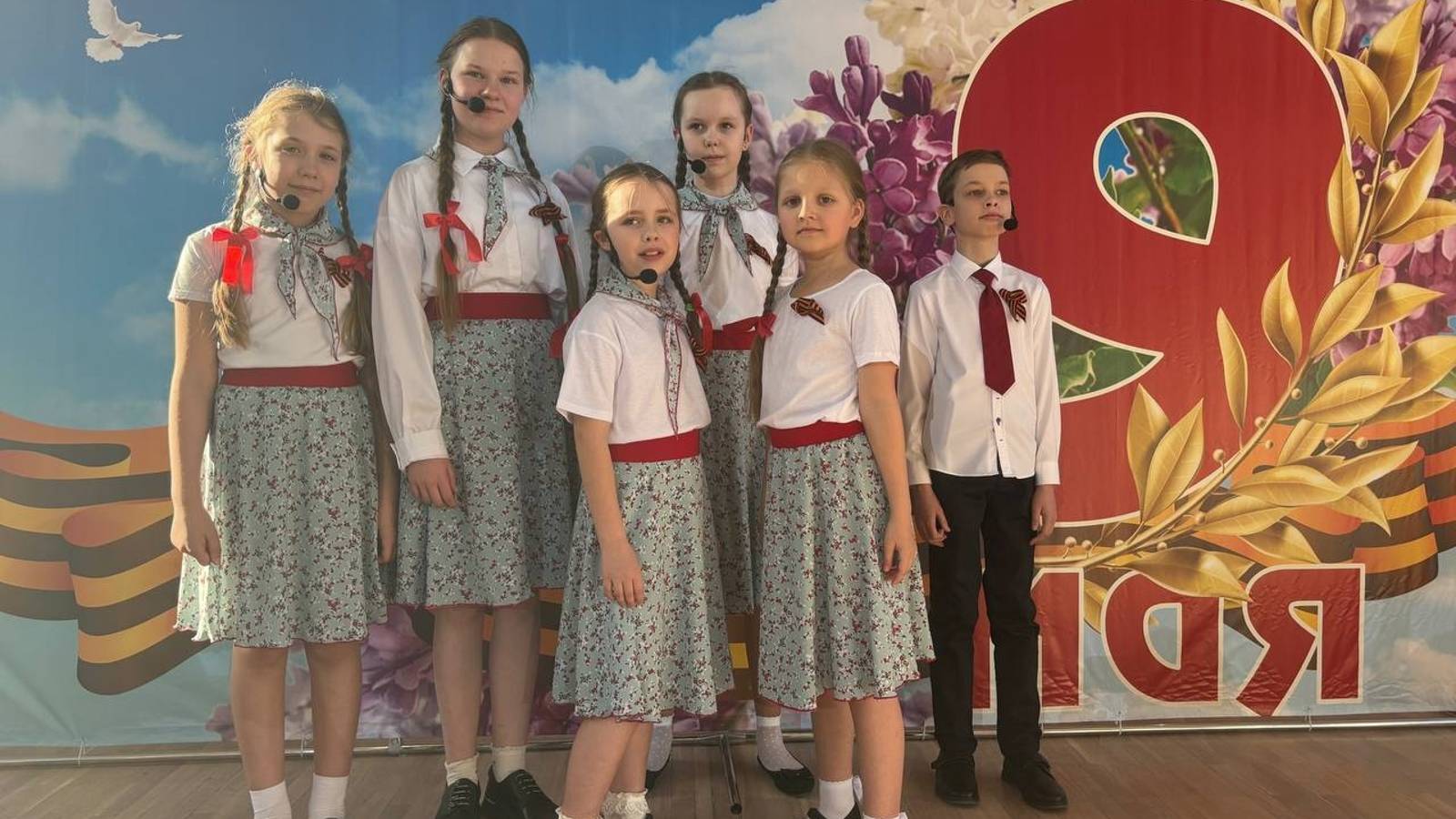 Трогательный номер ко Дню Победы 9 мая.  Литературно-музыкальная композиция: "Мы- наследники победы!