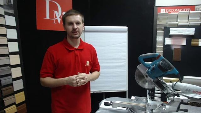 Создание качественного стыка у цветных напольных плинтусов