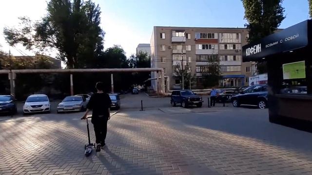 Переезд из Казахстана в Россию  - Энгельс. Бульвар роз!