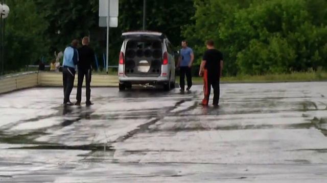 Динамики ГДШ НОЭМА в микроавтобусе