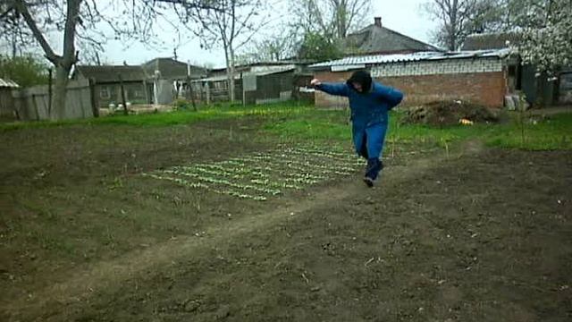 Бабка Зойка 2 (Огородный вредитель)Производство Компании Секач
2011 год