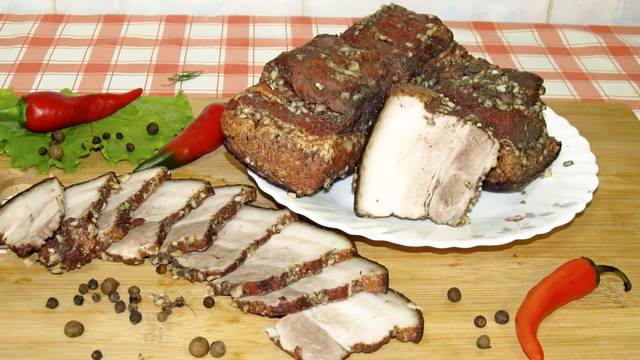 Домашний рецепт грудинки(сало). Самый вкусный.