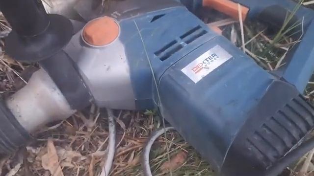 Колка камня клиньями с АЛИ