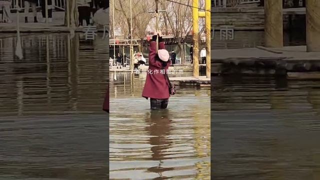 Аква парк в Китае. Потеряла кепку. Погрузилась по пояс. Wetlook