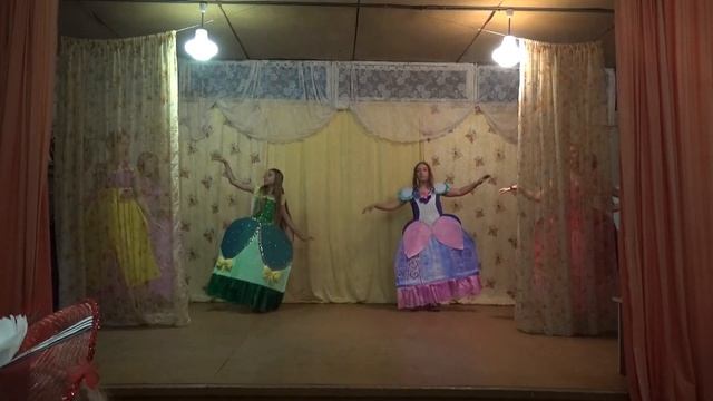 КИРЕЕВСК-СФТИ. Фрагменты концертов в детском клубе "Комарик"