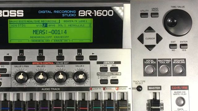 Boss BR 1600 - How to use the built-In Drums