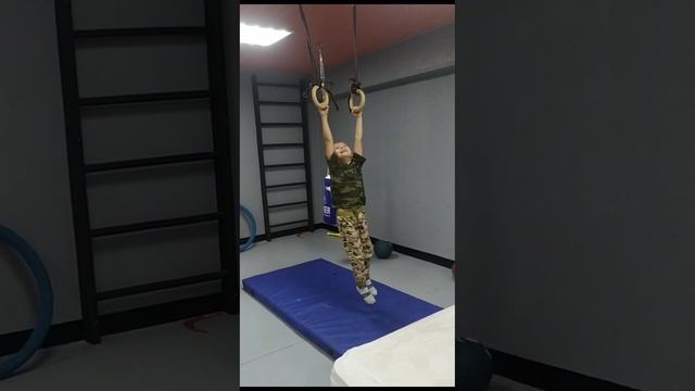 Новогодние поздравления ребят со спортивной гимнастики