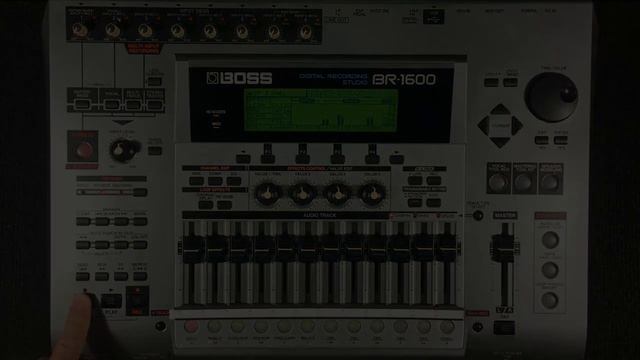 Boss BR 1600 Tips and Tricks - Mixing in Mono