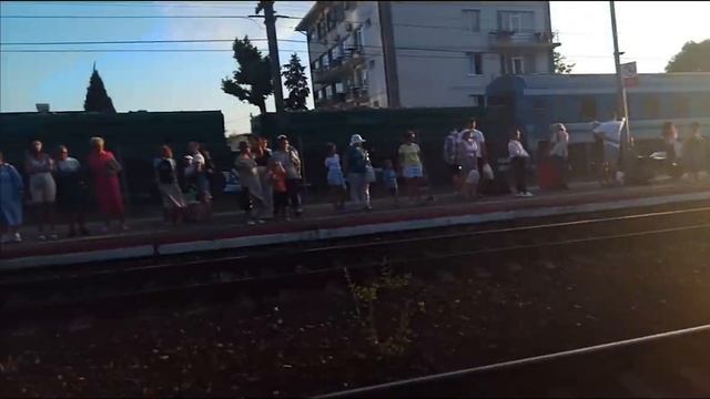 Подборка поездов 2 серия станция "Лазаревская"