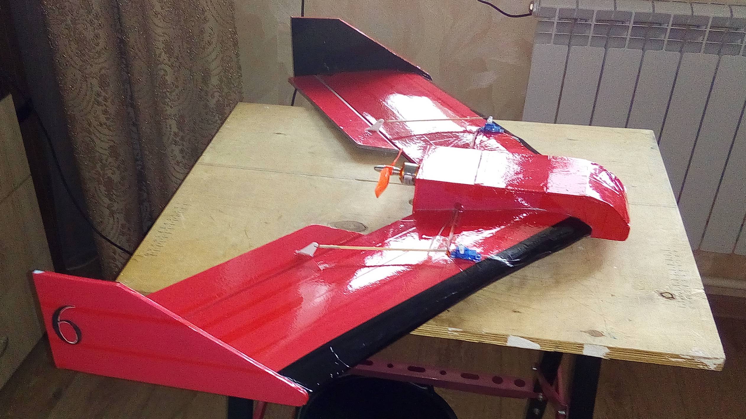 На Летающем Крыле 850 Фимполе