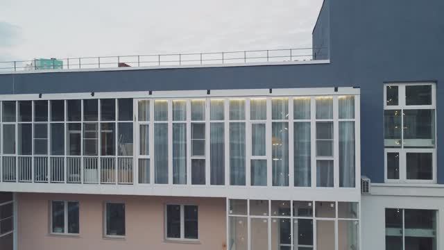 Видео о Махаон. Лоджия_09.2024