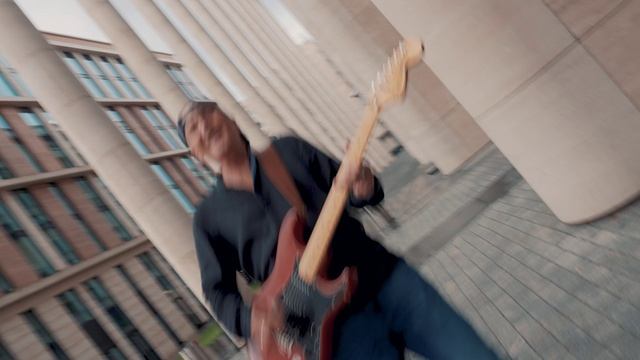 Гравитация, Игорь Буланов