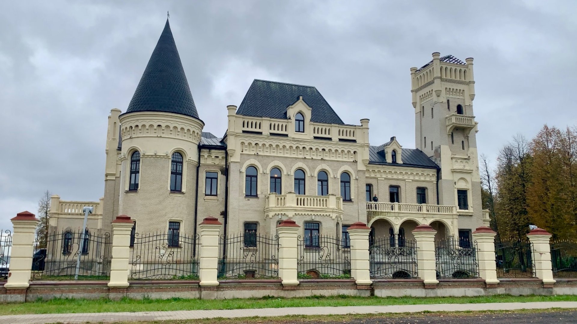 Замок Понизовкина 1910 г  Крахмало-паточный король в дореволюционной России Ярославская обл