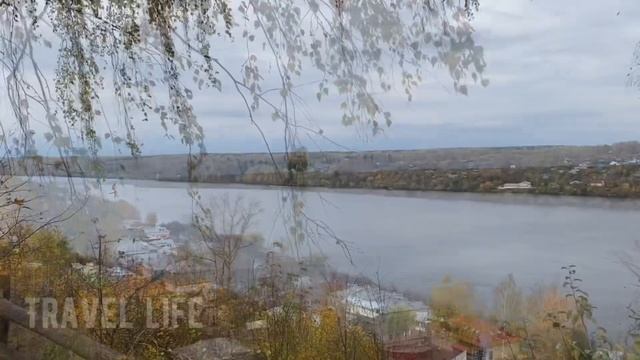 Плёс город на Волге. Вид на реку