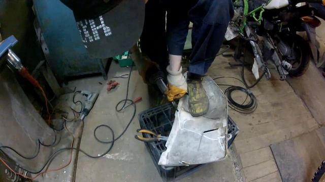 Ремзона #6 - Ремонт пластика мотоцикла (сварка)