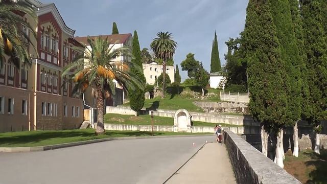 2 серия. Абхазия. Водопады. Дача Сталина. Озеро Рица. Мужской Ново-Афонский монастырь.