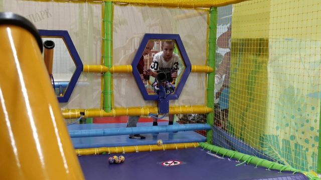 Прогулка в детский развлекательный центр «Вулкан», Ашан, Мегамаг, Ростов-на-Дону, Россия. Часть 2