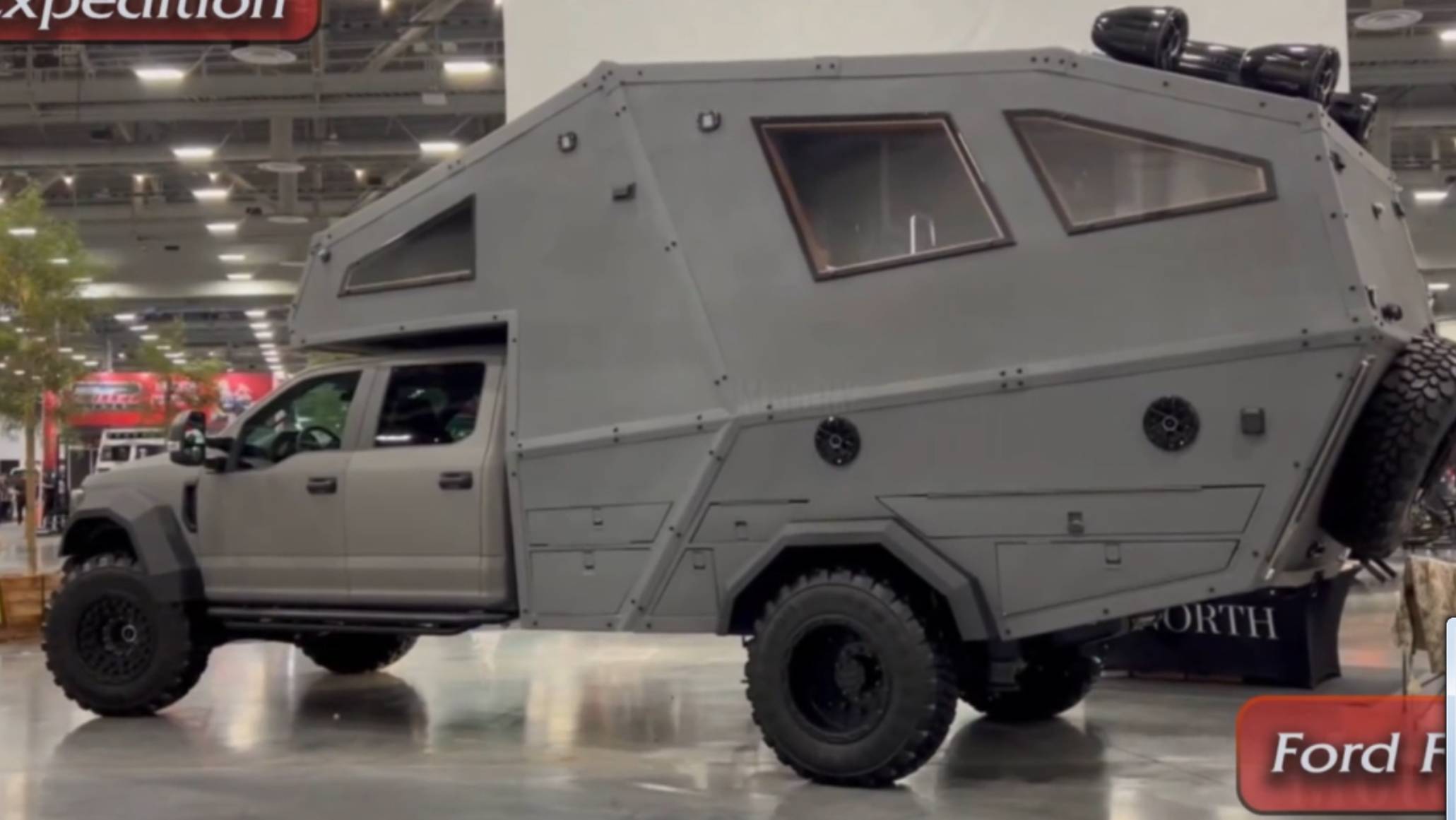 Ford F-550 Turbo Diesel 4x4 Overland Expedition Truck 2023 Короткий обзор [720p]