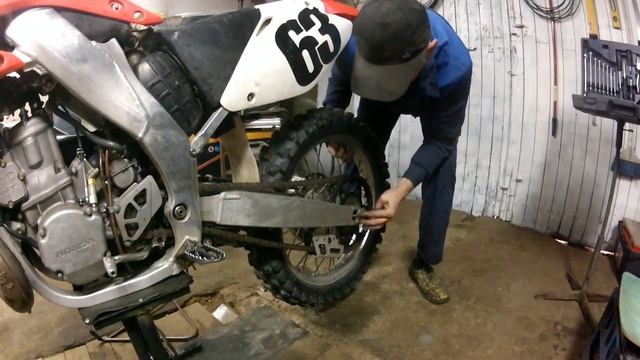 Ремзона #13 - Натяжка приводной цепи мотоцикла