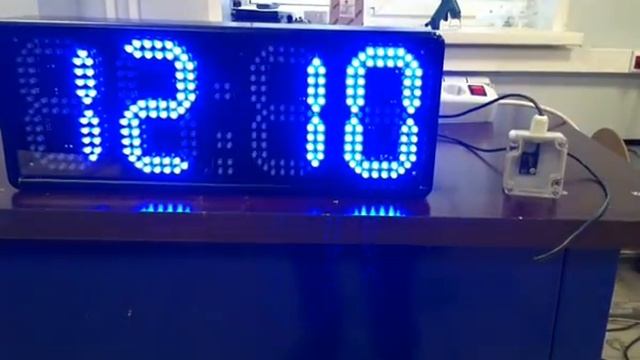 Часы - термометр ITLINE ТМ1b 130 синего свечения