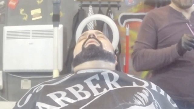 Как #красят #бороду в #барбершопе ? #How do you #dye your #beard at the #barbershop?