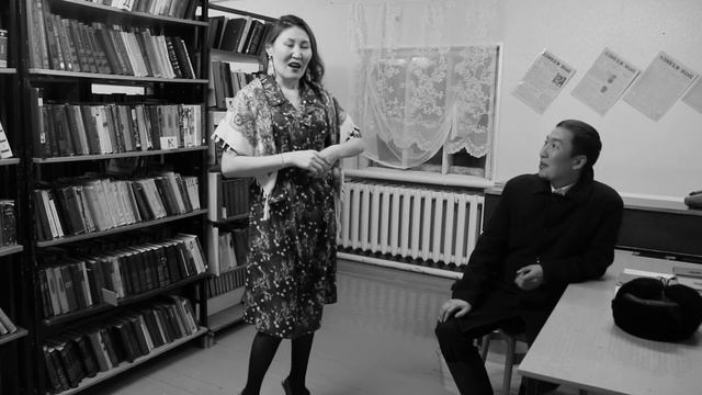 "Киһини туох киэргэтэрэ" - Д.Ходулов аат. народнай театр 57 сезонун киноспектаакылынан арыйар.