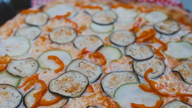 6092572-uhd_4096_2160_30fps