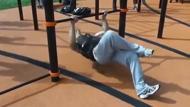 Воркаут в утяжелителях "Банзай"