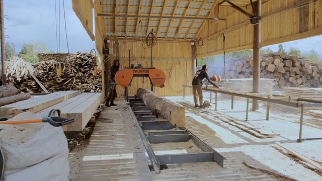 Ленточная пилорама Триумф 900 premium на производстве