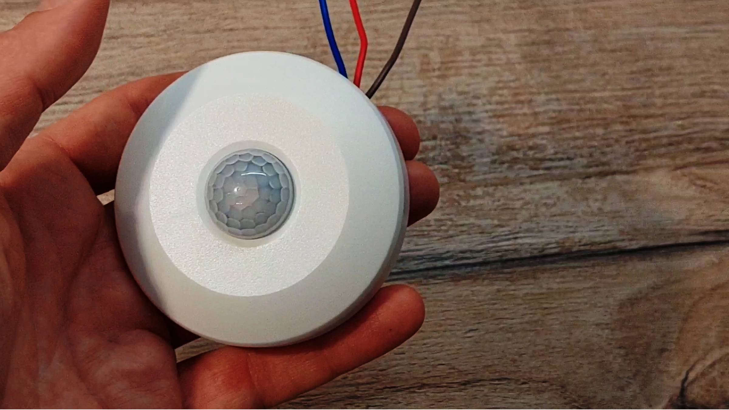 Датчик движения инфракрасный потолочный ДДП-К (компакт): описание, подключение, тестирование