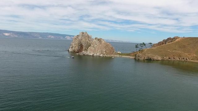 Республика Бурятия. Озеро  Байкал. Остров  Ольхон.