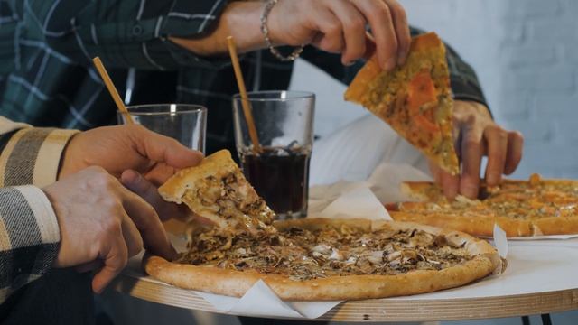 7320147-uhd_3840_2160_25fps