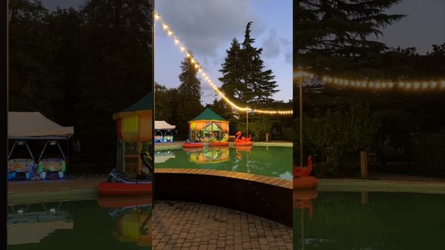 2024.10.09 - Парк у пруда с танцами - HD 1080p